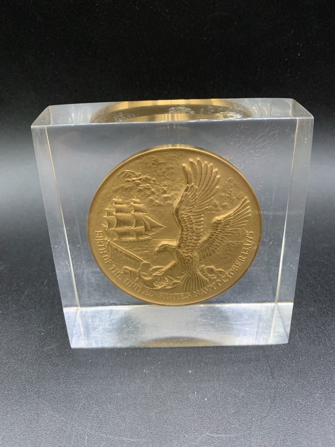 1975 US Navy Bicentennial Medallion Encased Lucite Paperweight 3 ...