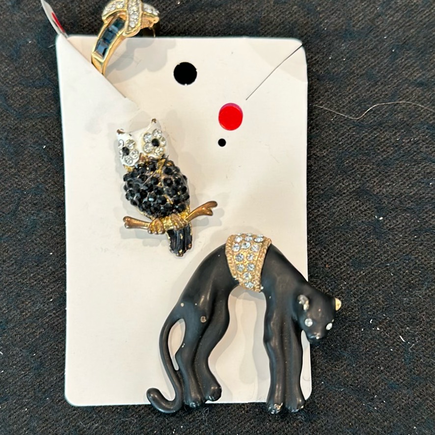 Lot of 3. Panther, Owl pin, 1 ring Size 6 1/4
