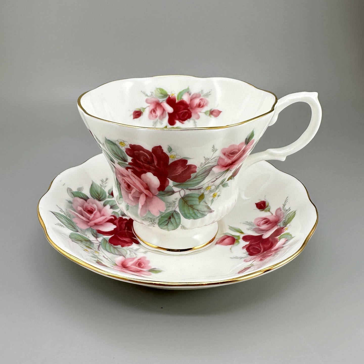 Vintage Royal Albert Teacup And Saucer Pink Red Roses - Chelsea Footed ...