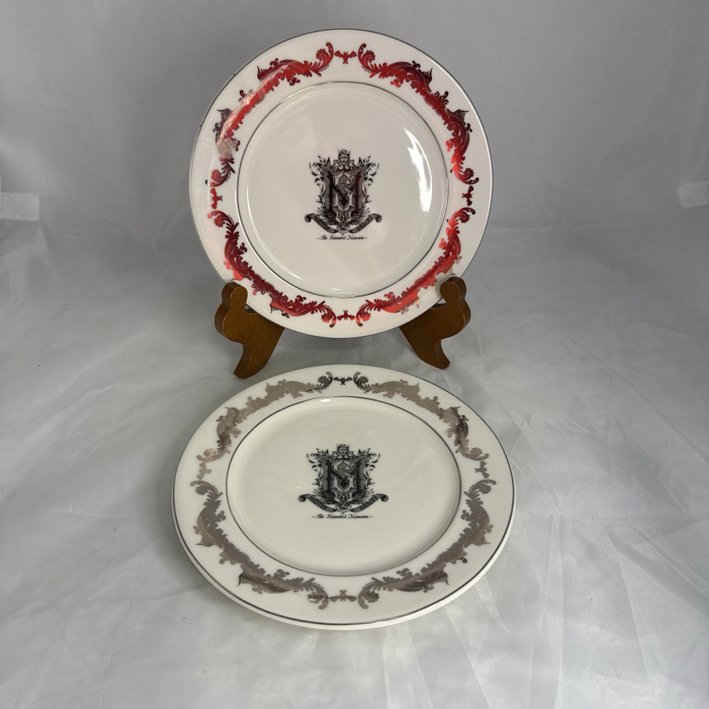 Haunted Mansion Exclusive Disney Parks Master Gracey Dessert Plates Set ...