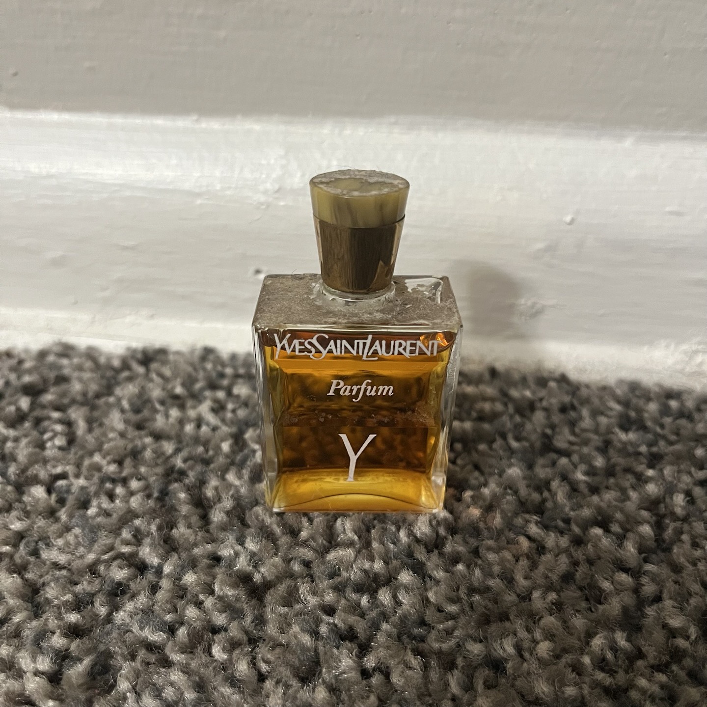Vintage "Y" By Yves Saint Laurent Pure Parfume Splash 15 ml 1/2 Fl Oz