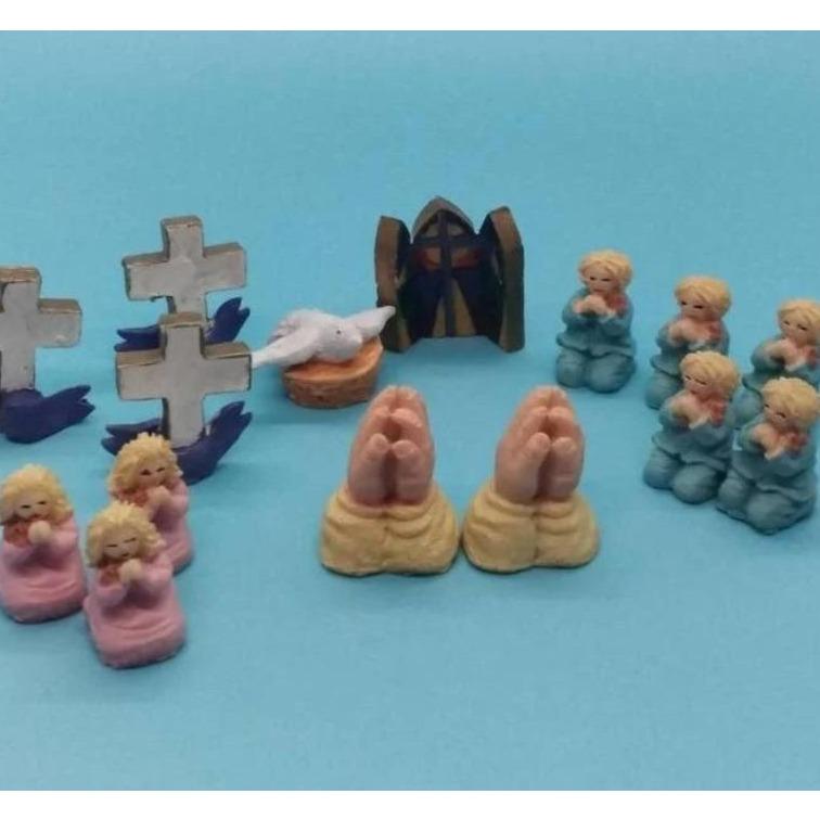 Miniature Prayer Figurines Set