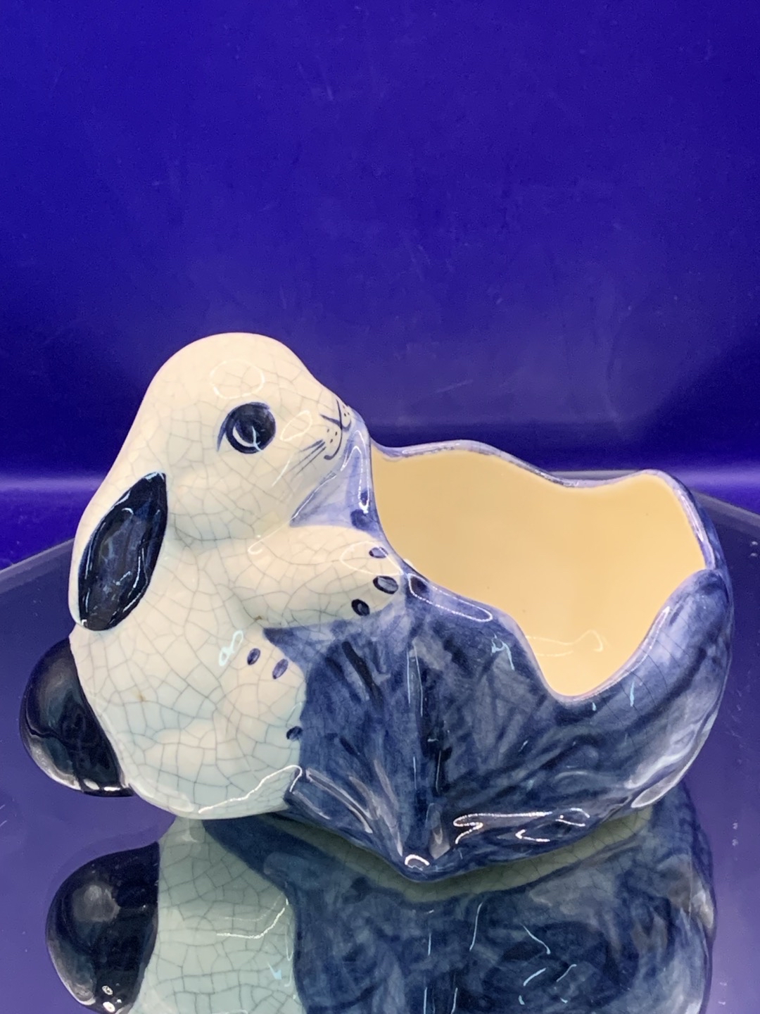 Dedham Pottery Bunny Rabbit Planter KH93A USA