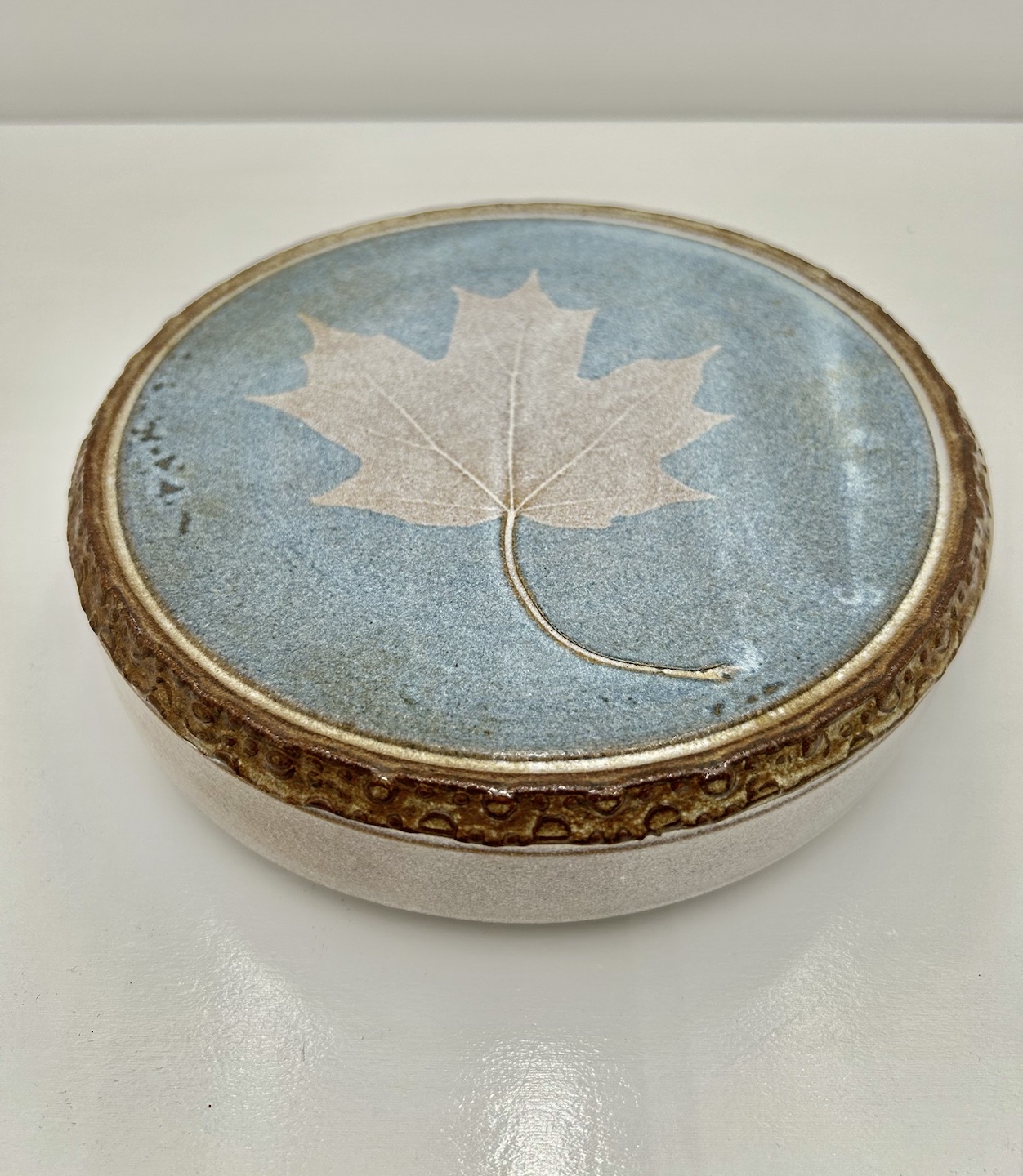Art Pottery Large Maple Leaf Design Trivet Or Riser
