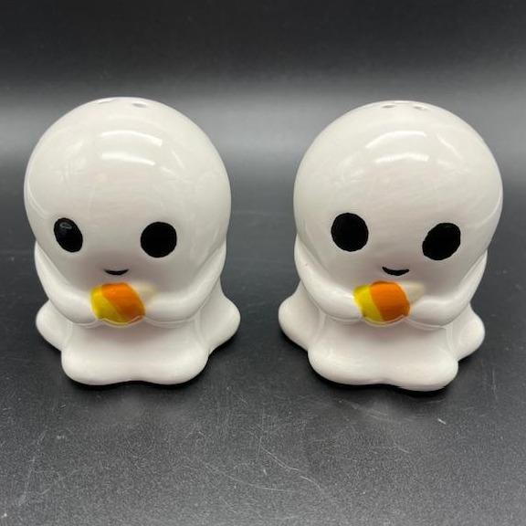 Spooky Fun Ghost Salt & Pepper Shaker Set