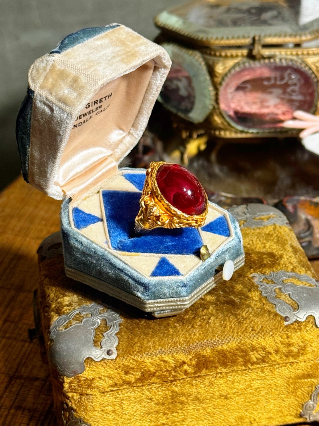 Vintage Elizabeth Taylor For Avon Gilded Age Collection Cherub Red ...