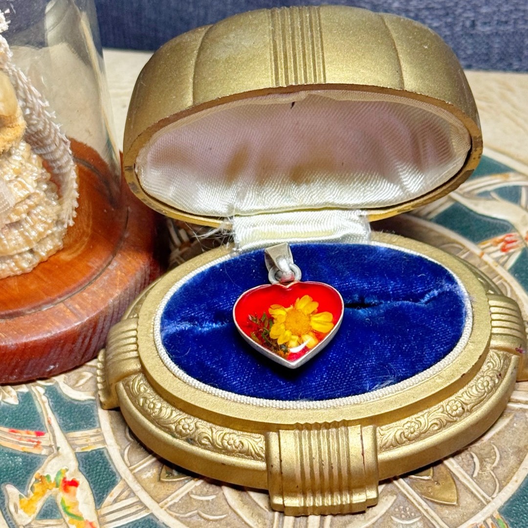 Vintage 70’s Sterling Silver Lucite Heart Pendant