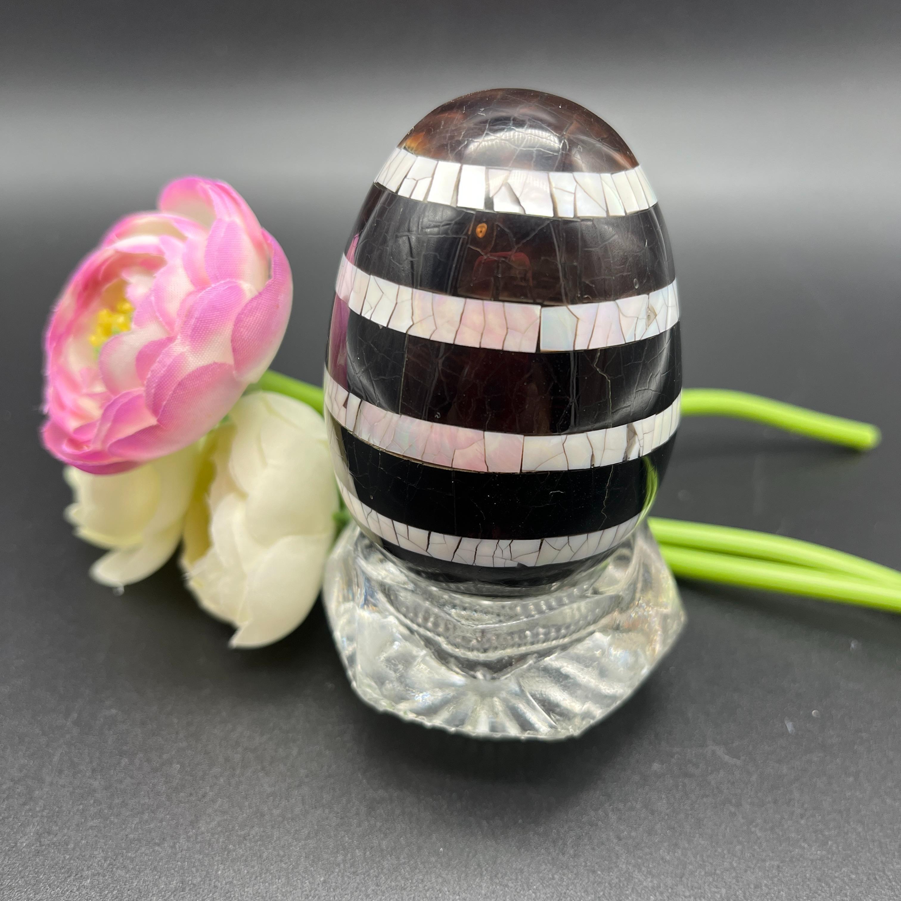 Polish Egg Marble Alabaster Mother of Pearl Quartz Easter Egg VTG Collector