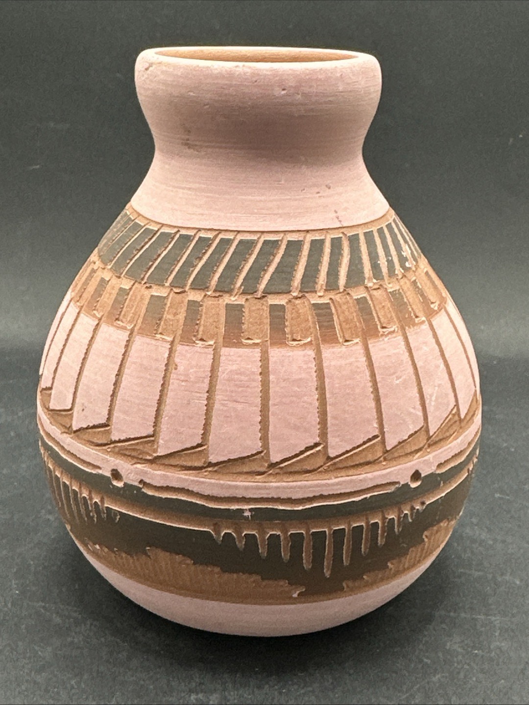 Travis W Navajo Small Vintage Pottery Vase Signed Pink/Brown 4.5" High