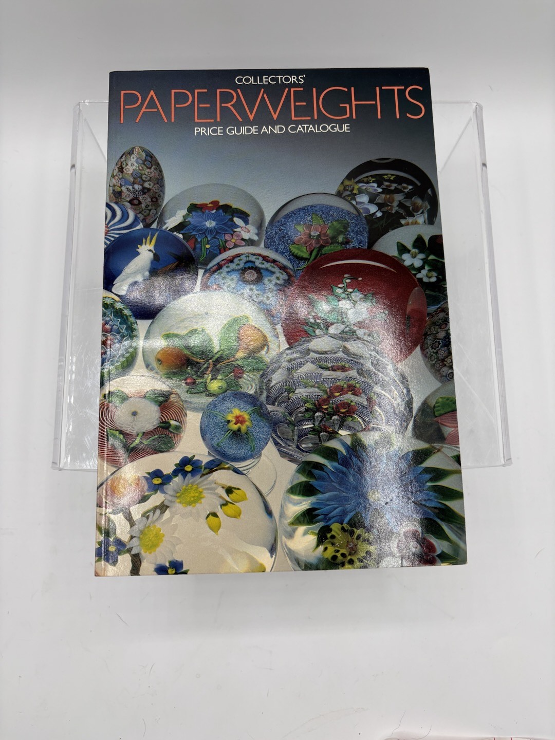 Collectors’ Paperweight Price Guide And Catalogue