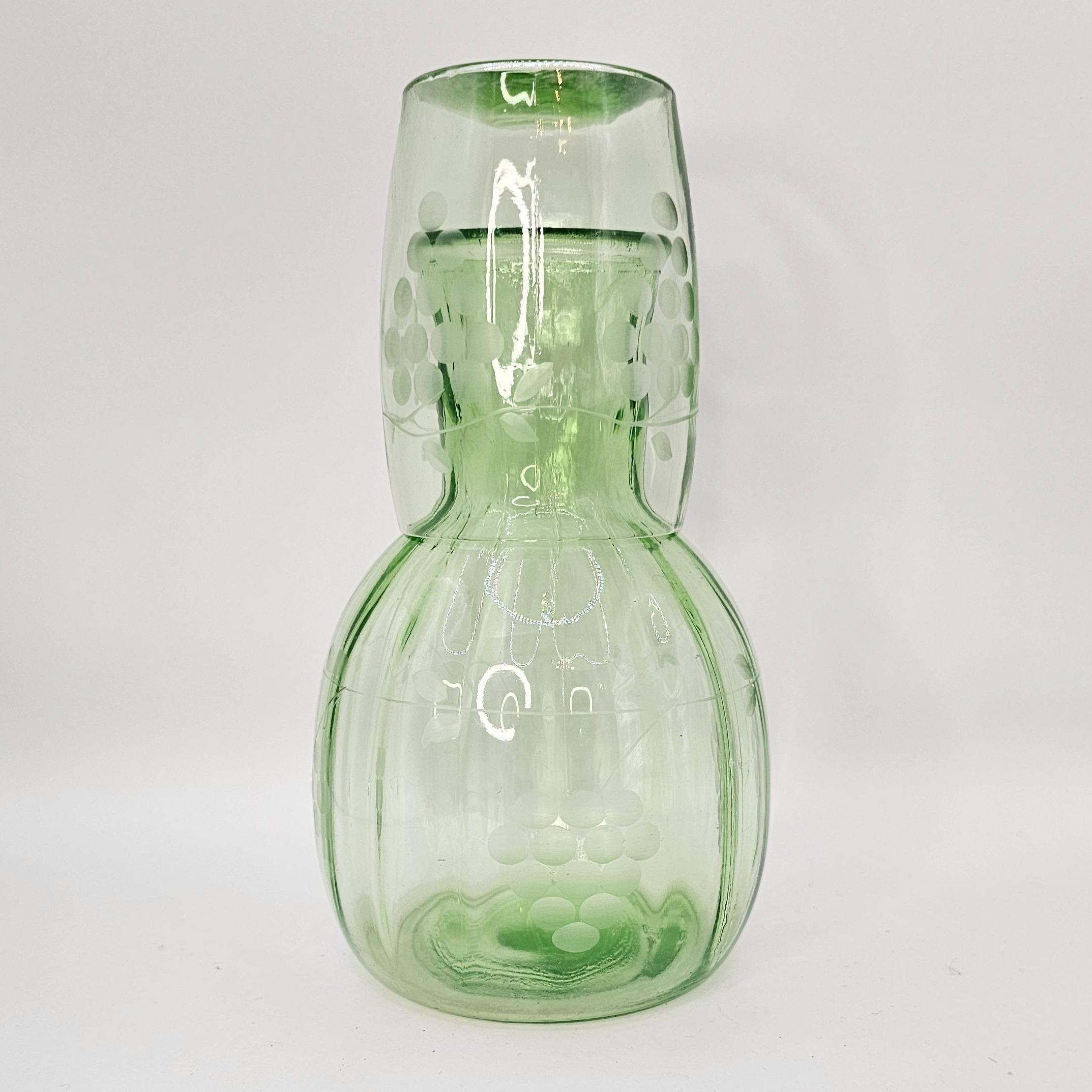 30 - 2 PC VINTAGE GREEN DEPRESSION GLASS TUMBLE UP WATER PITCHER W ...