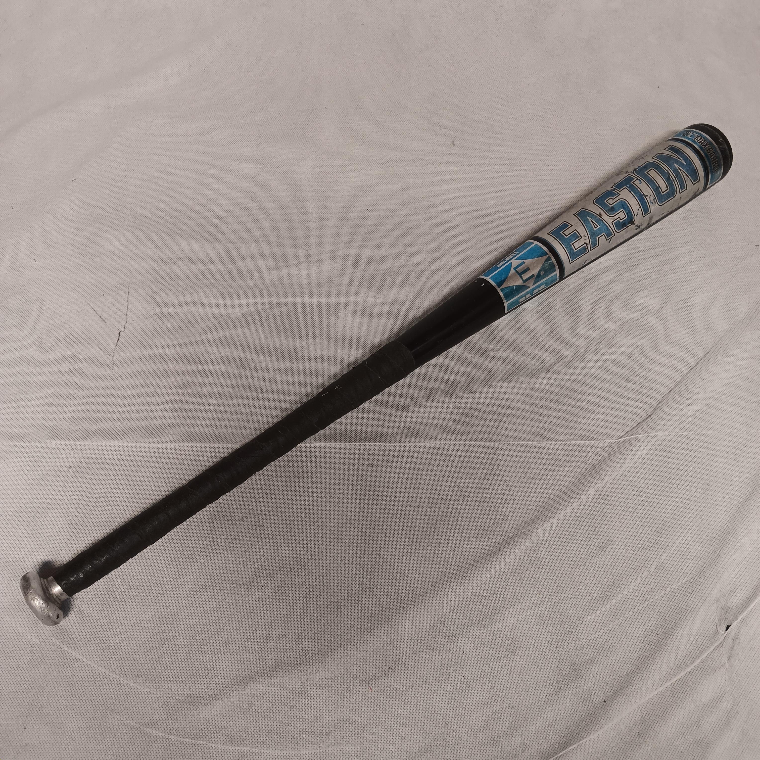 Easton Black Magic Baseball Bat 32" 28 oz 2.75" Barrel Model BX11
