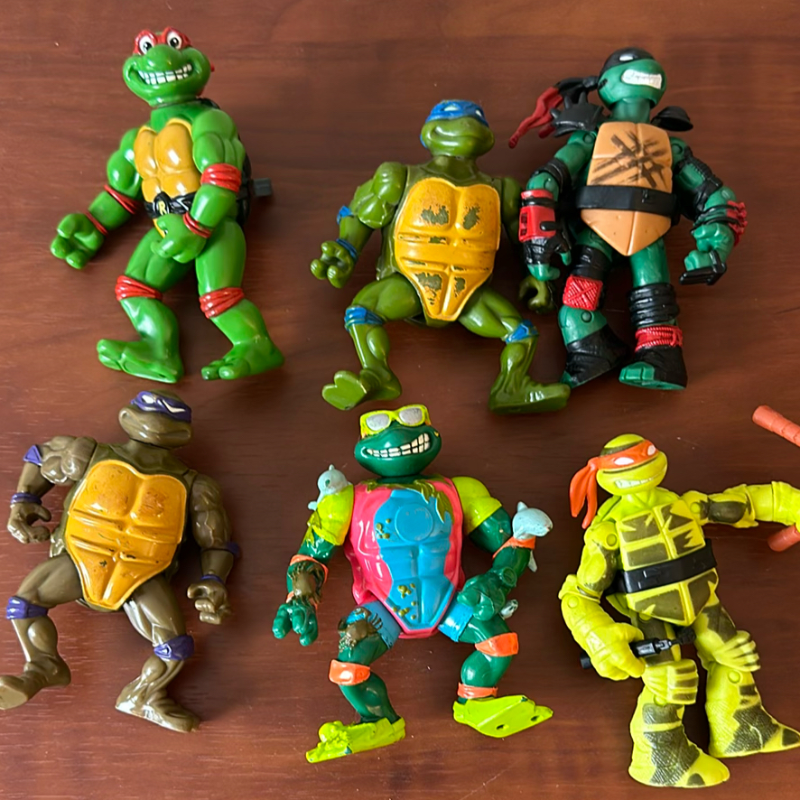 6 TMNT Figures Vintage