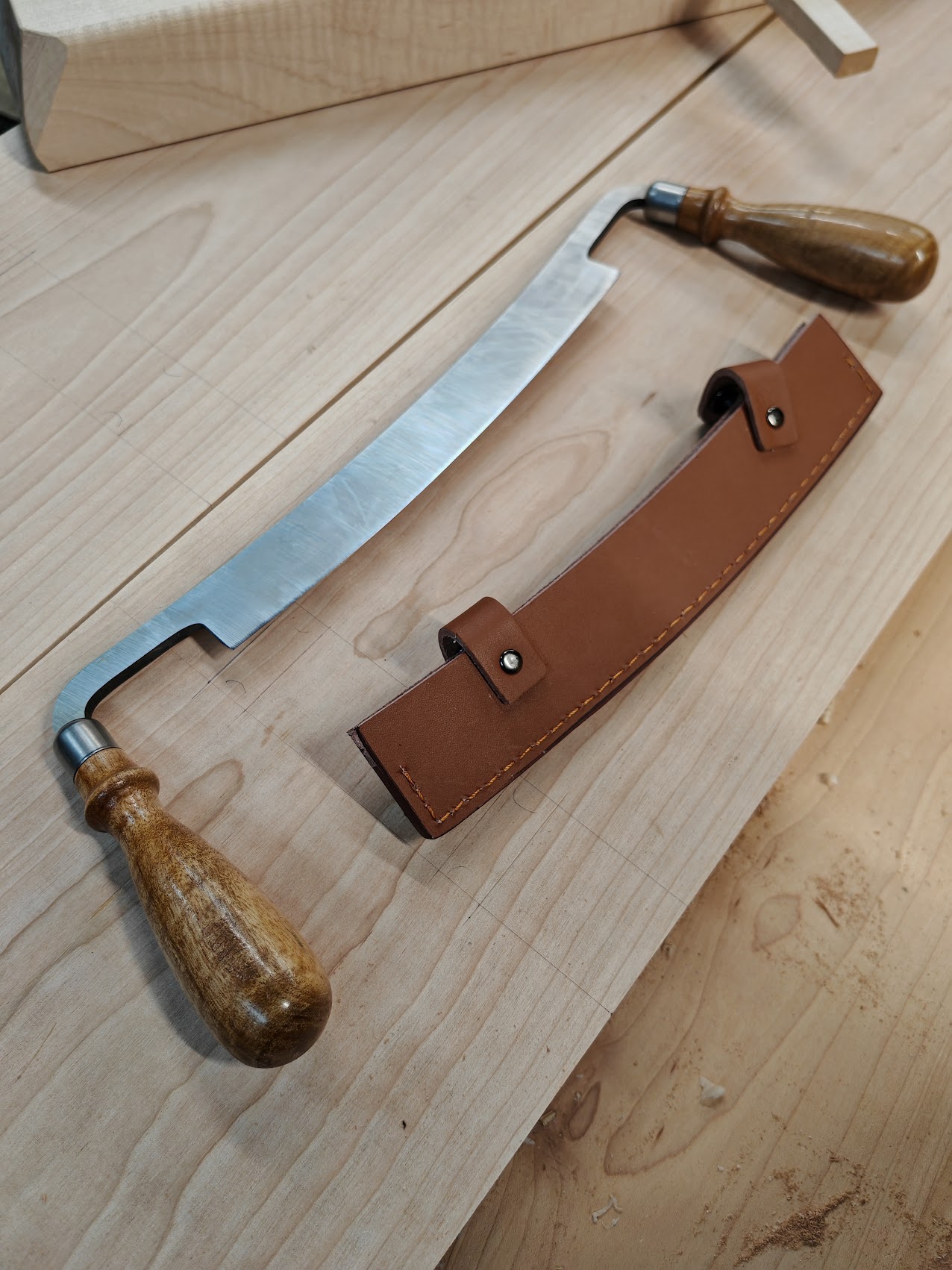 Pull knife