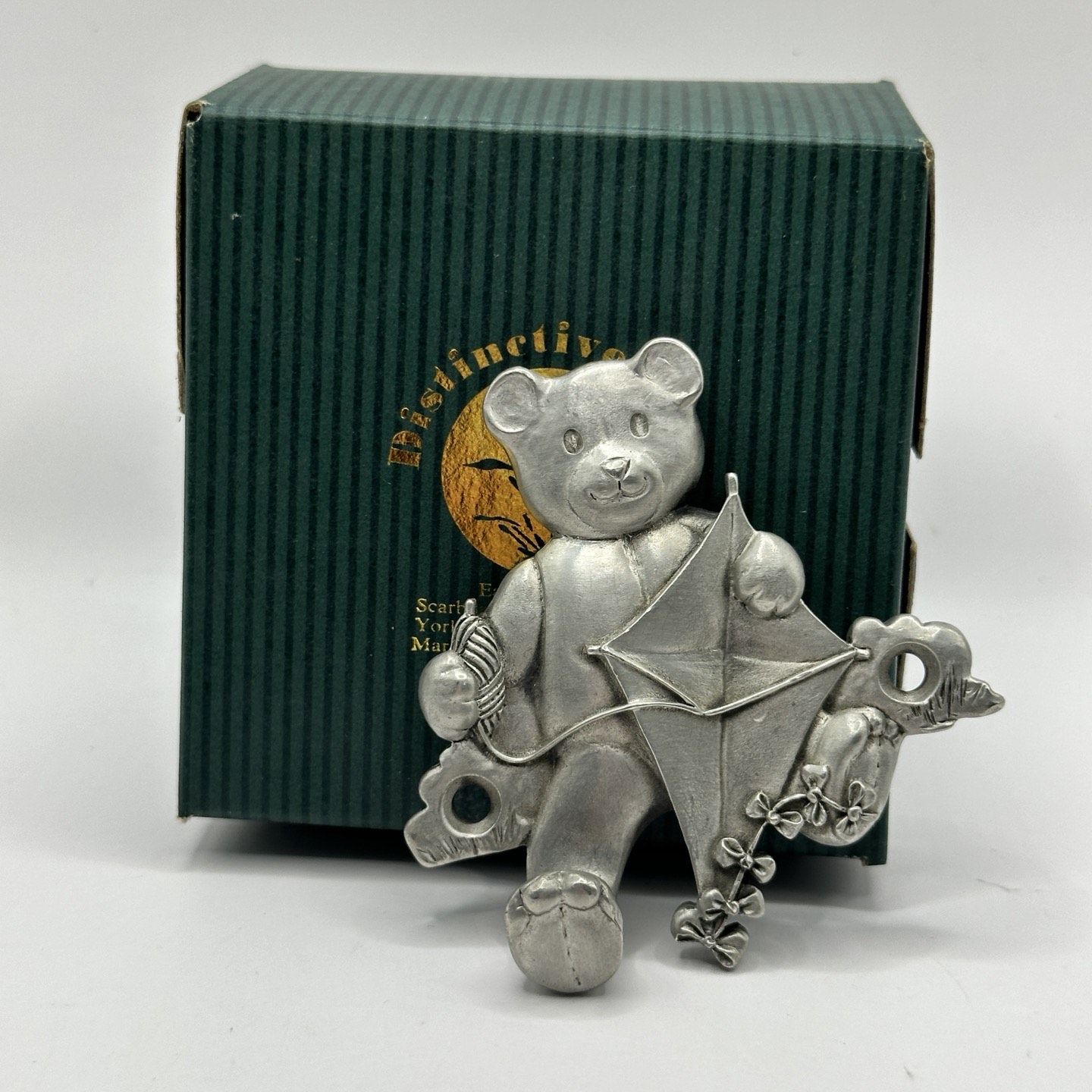 #492 Pewter Bear Coat Hanger, 1994 Seagull Canada Pewter Signed, Etein Zinn