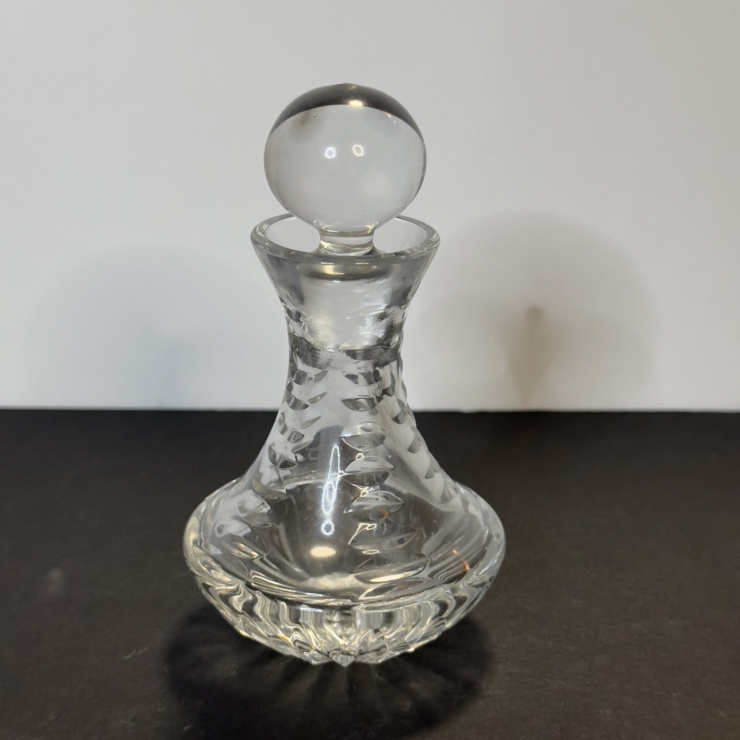 #1063 Vintage Art DeCo, Etched, “genie bottle” Shaped, Clear Crystal ...