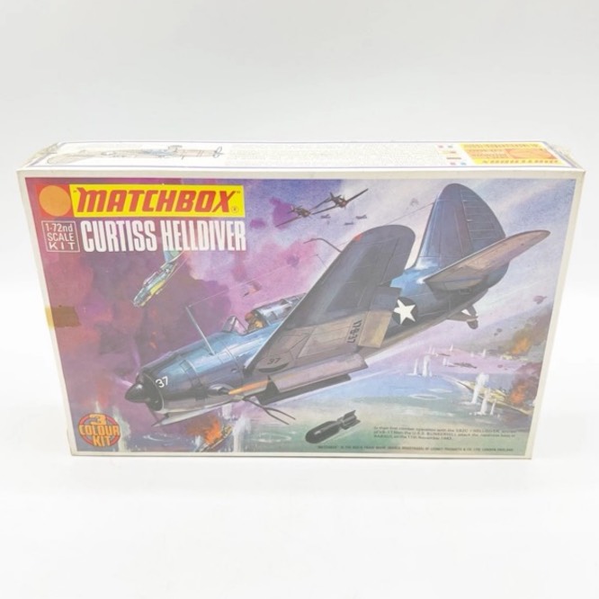 Vintage Matchbox Curtiss Helldiver Model Kit 1:72 PK-104 SB2C-1 1973 SEALED