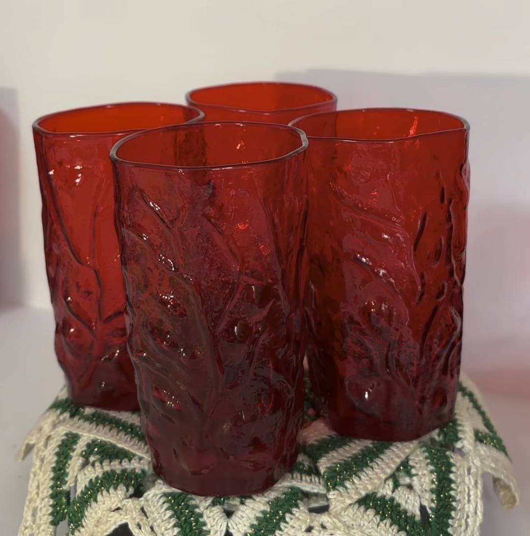 #32 Driftwood Pattern In Accent Red By Seneca Glass Co ~ Stunning Set ...