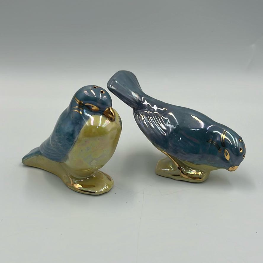 02 MCM Lustreware Bluebird Shaker Set 3”