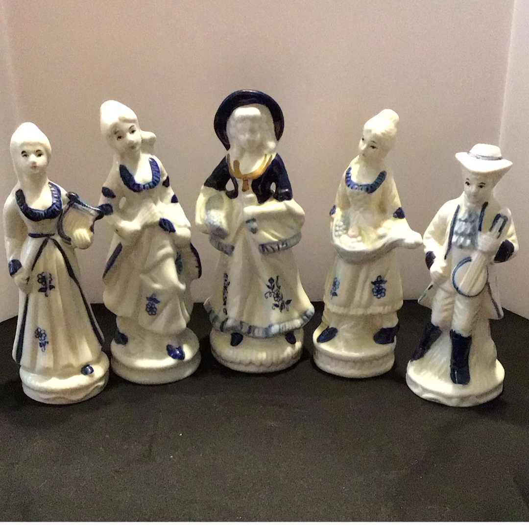 Blue And White Porcelain Figurines