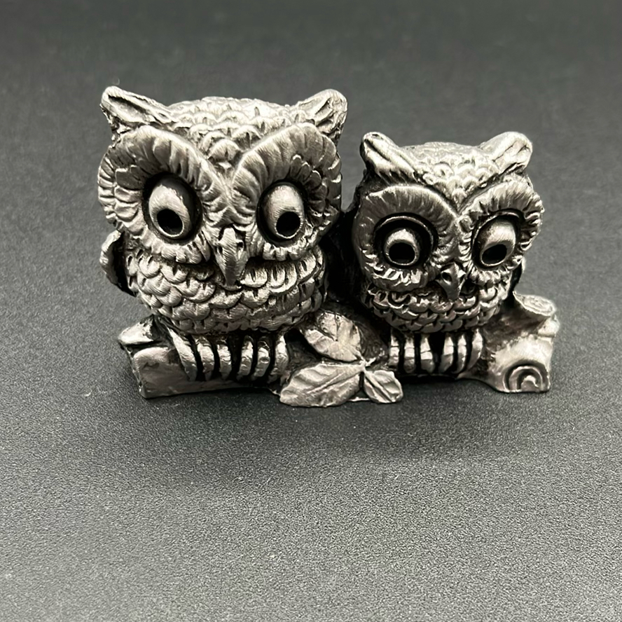 Peltro Italian Pewter Pair Of Big Eyed Owls Sitting On A Branch 🌳