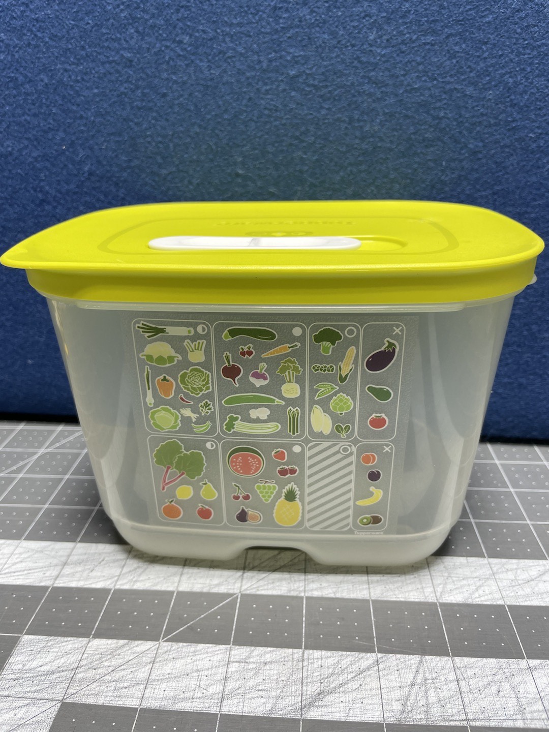 Tupperware Fridge smart Small Deep Container 1 3/4 Quart 1.8 Liter