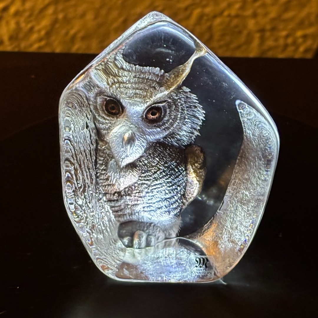 Mats Jonasson Owl Paperweight Made in Sweden Crystal Signed
