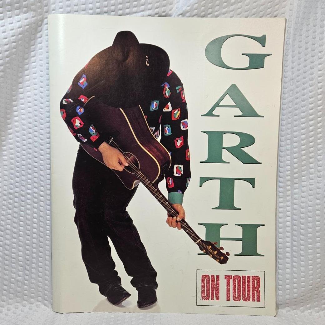 Vintage Garth Brooks On Tour Book 1992