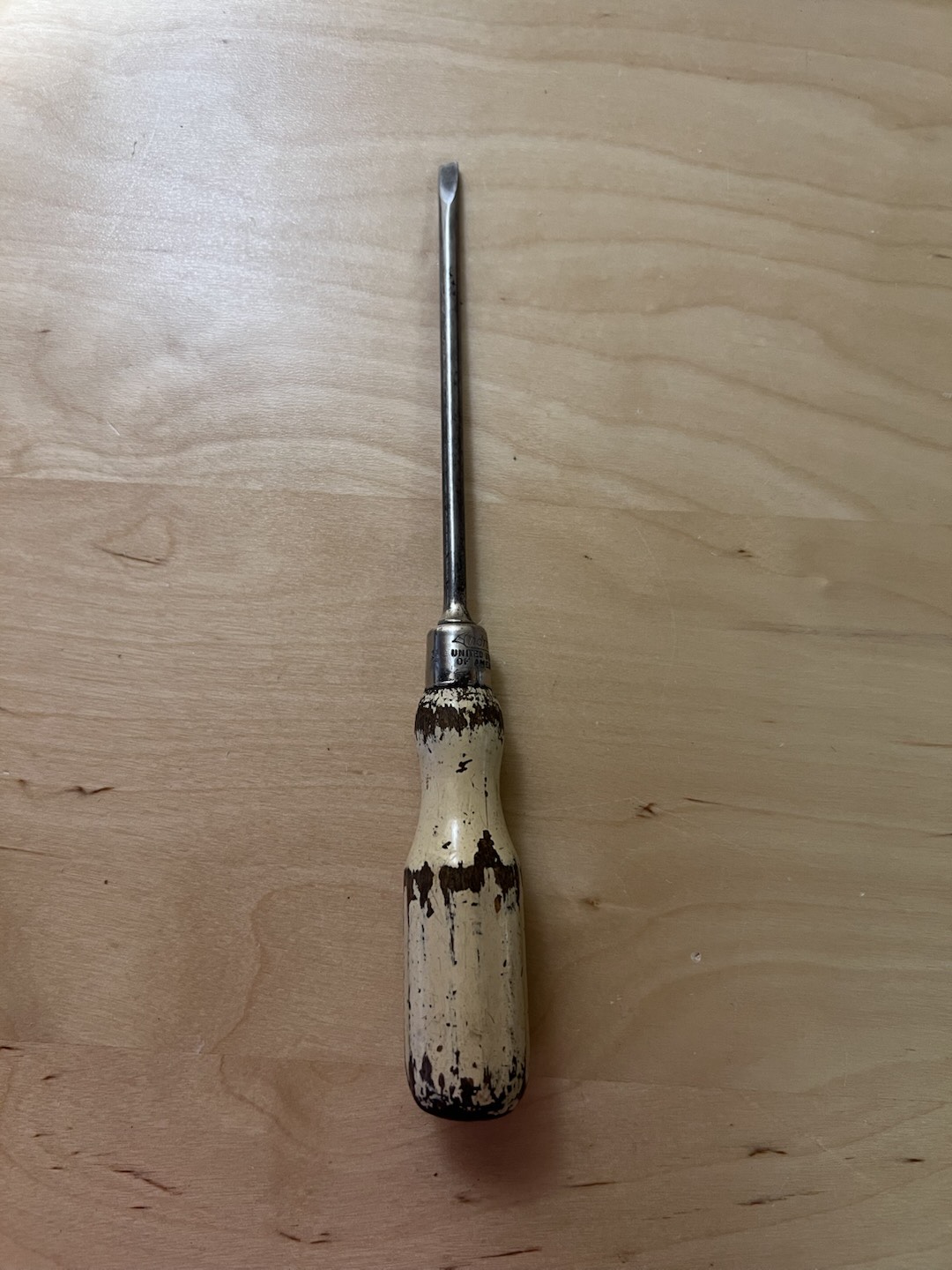 Washburn Co. Androck Wooden Handle Screwdriver