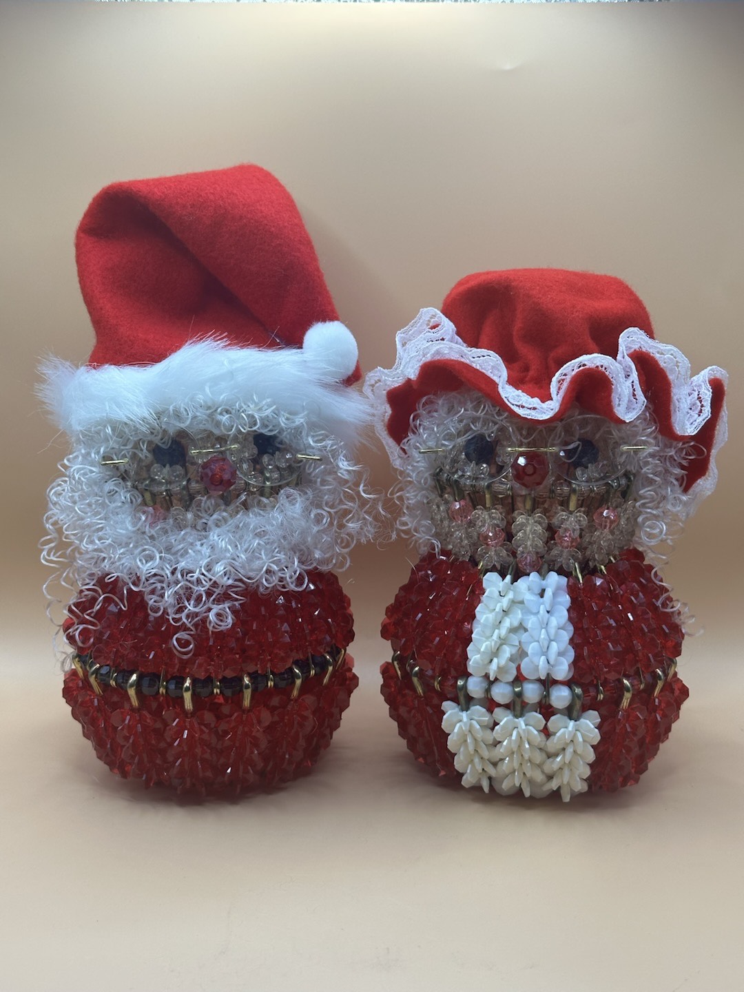 Vintage Beaded Santa And Mrs Claus Safety Pin Art Decoration Christmas ...