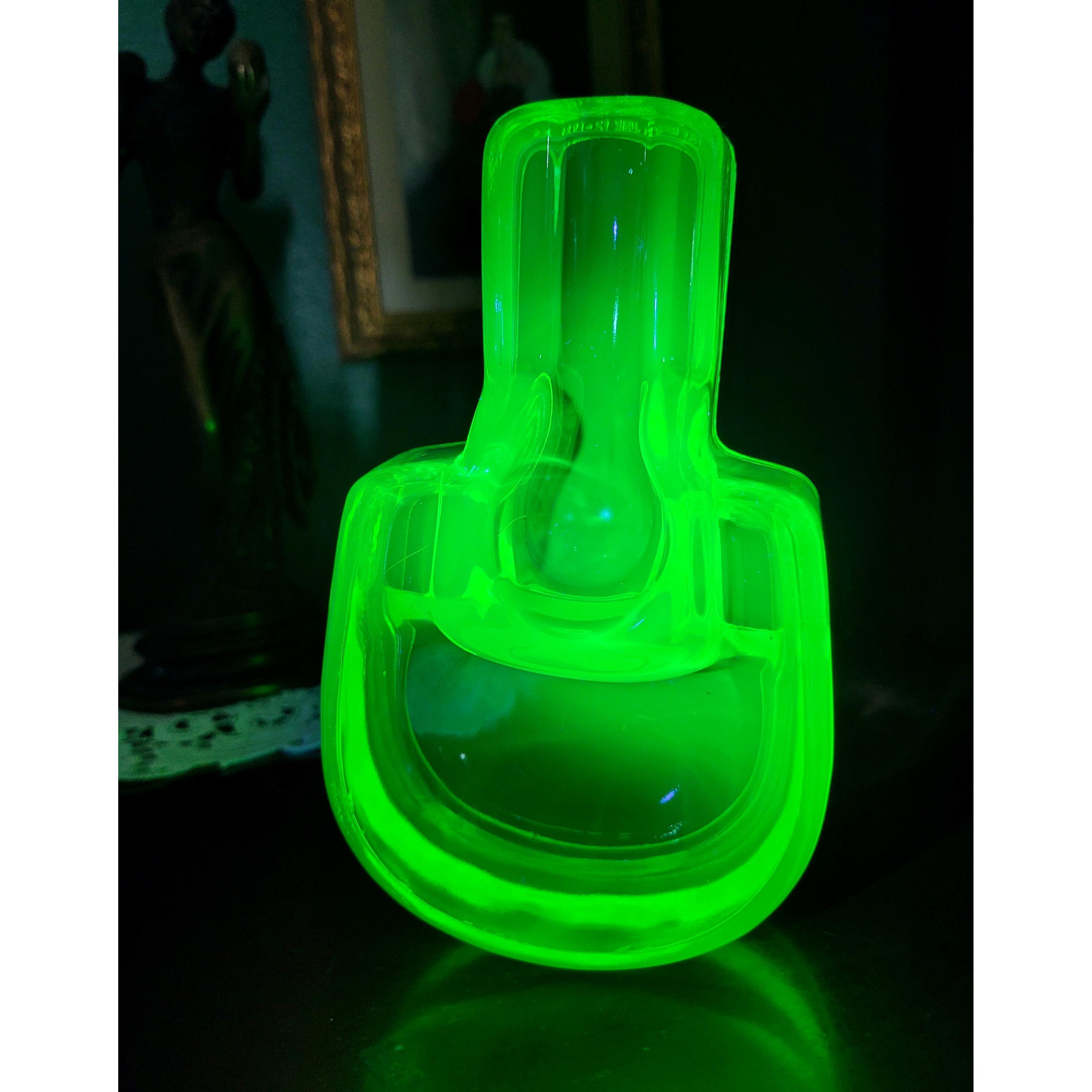 Antique Uranium Glass Green Pipe Rest Stand Ashtray Dated June 12, 1923 ...