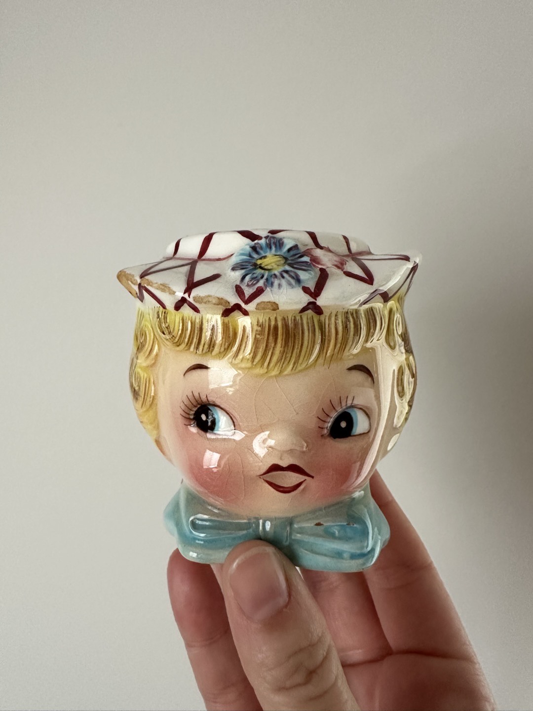 Vintage Lefton Miss Dainty Single Shaker