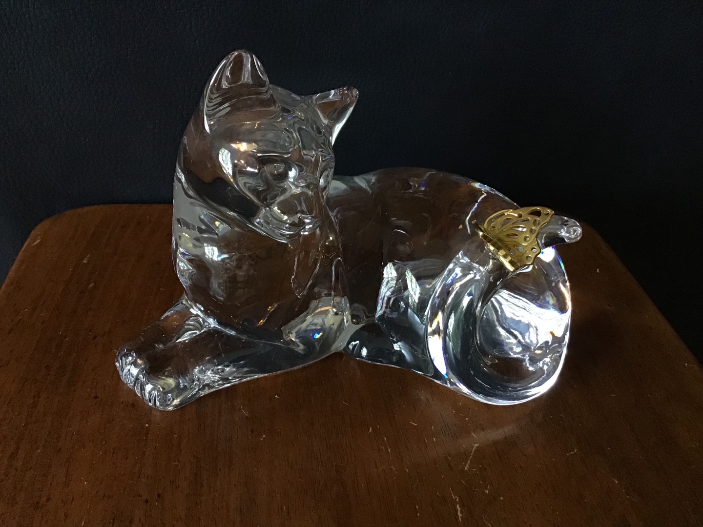 1064-Lennox Crystal Cat With Gold Butterfly