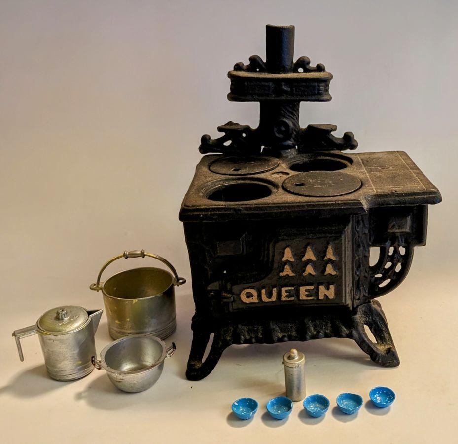 Vintage Queen Mini Cast Iron Stove With Accessories