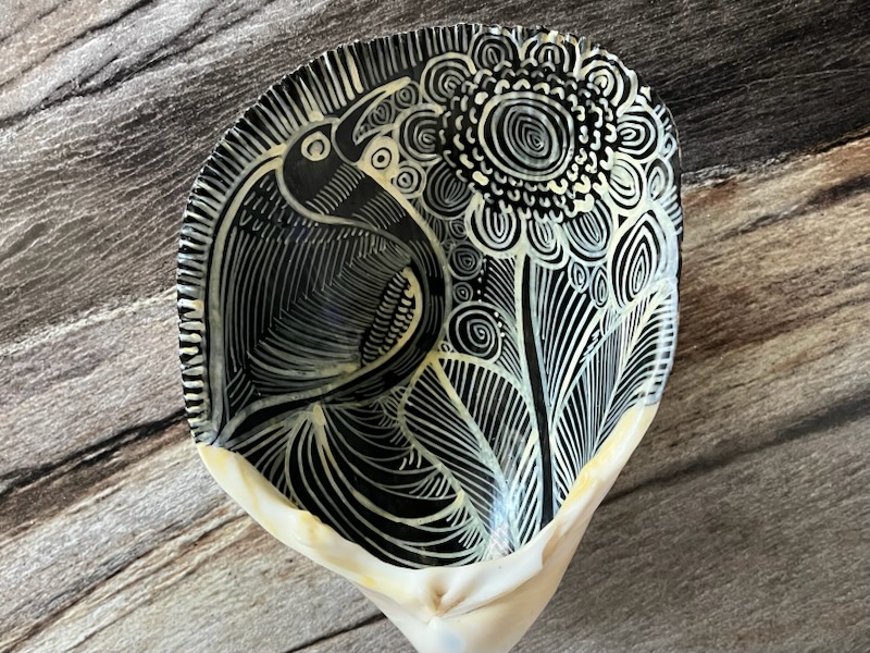 Hand Painted Bird Large Clam Shell
