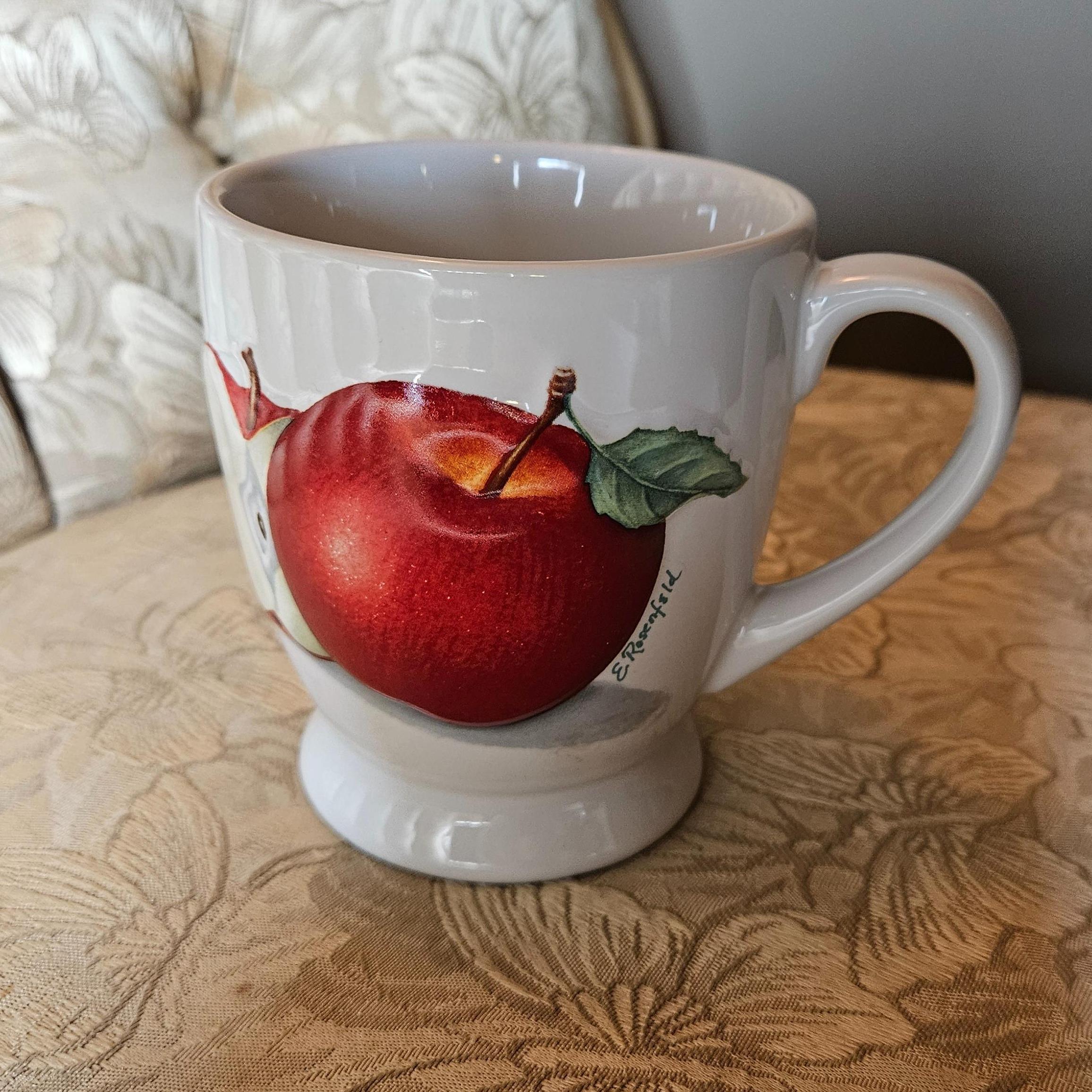 Vintage Apple Design Ceramic Mug GHA Potters Collection