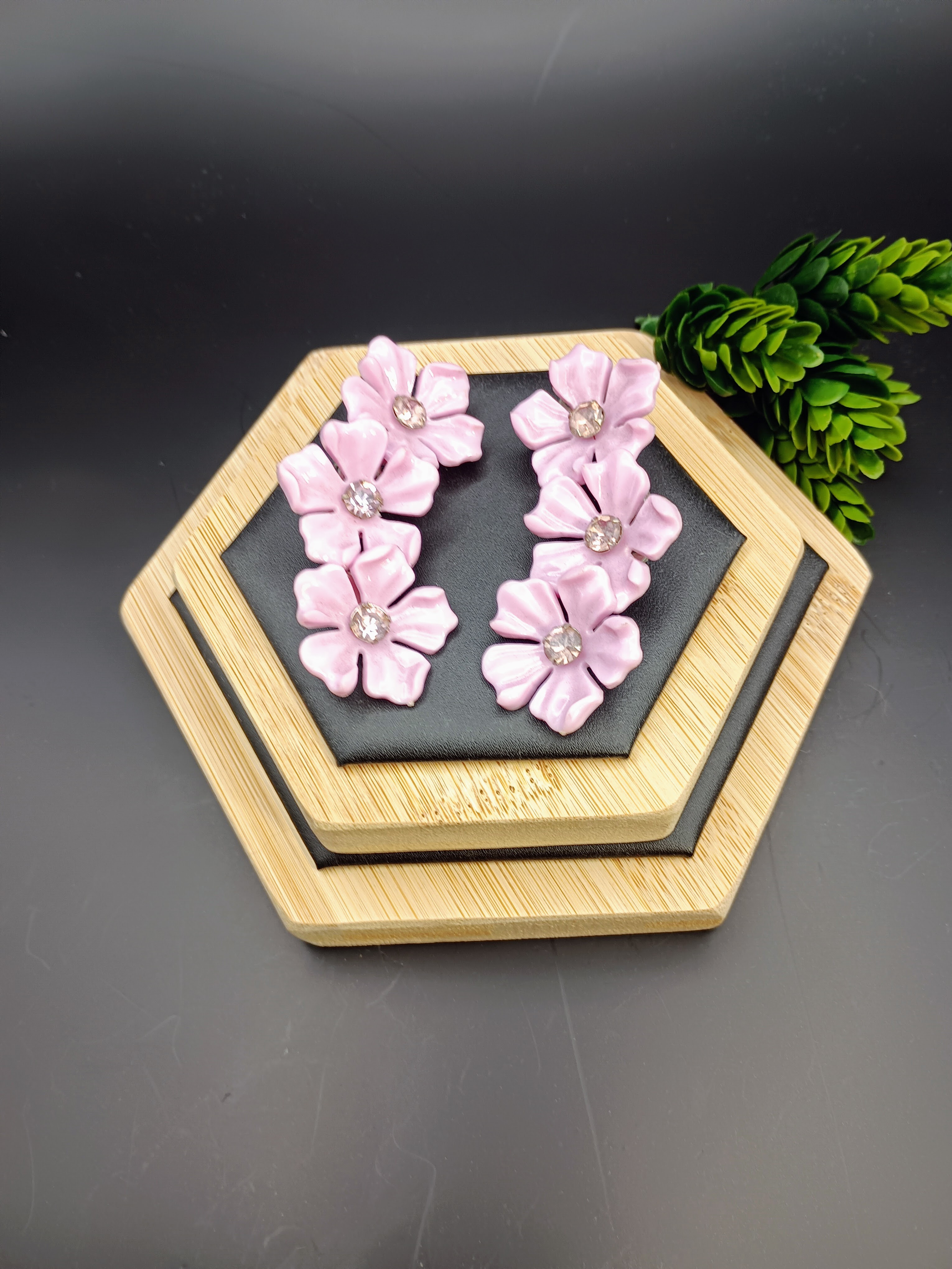 Rare Vintage Ann Vien (Original Stock Jewelry) Celluloid and Rhinestone ...