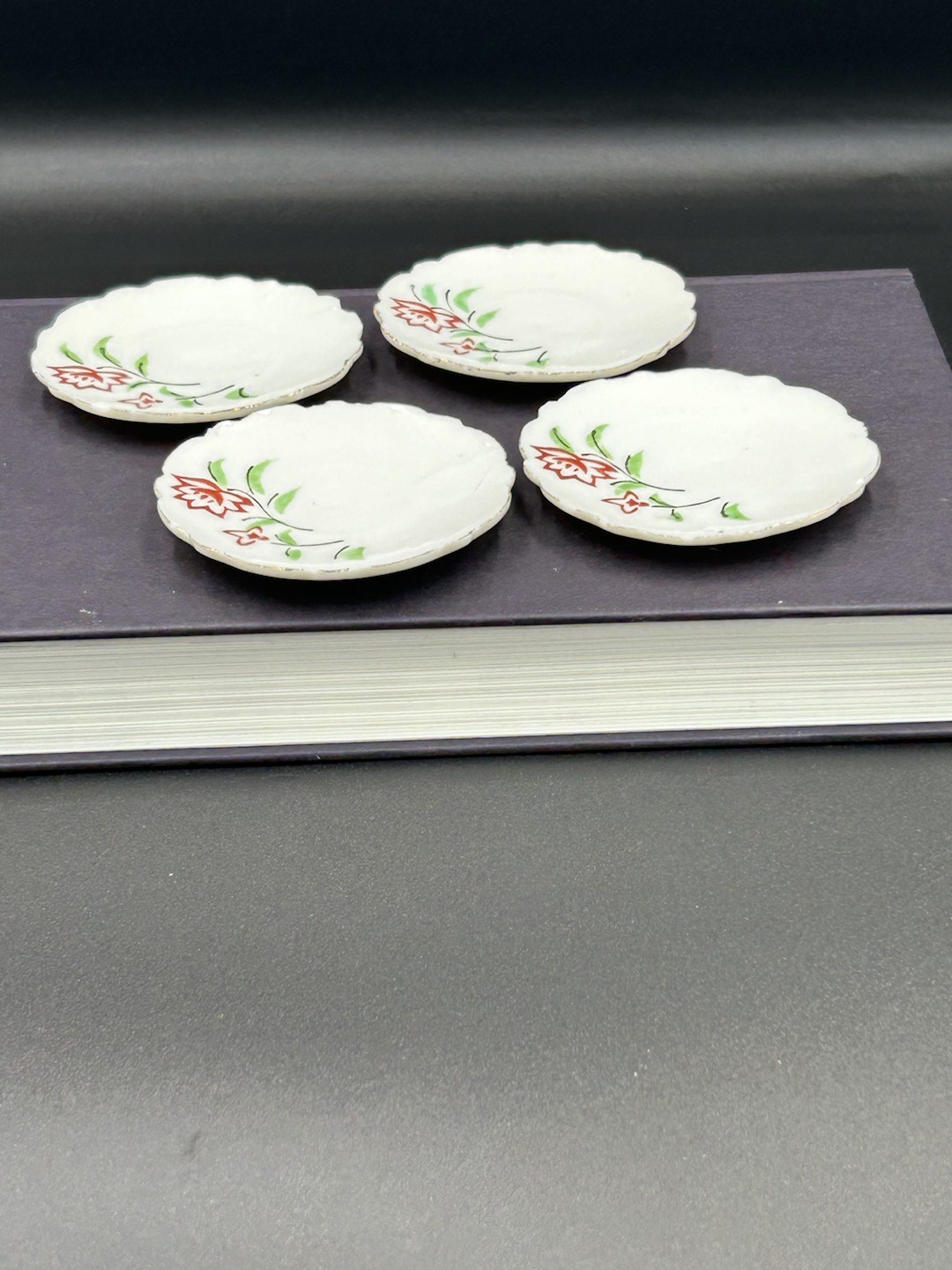 Set Of Four Antique Butter Pats Or Doll House Plates Made In Japan