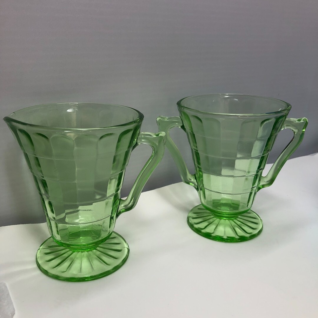 Glowy Green Block Optic Cream and Sugar Set