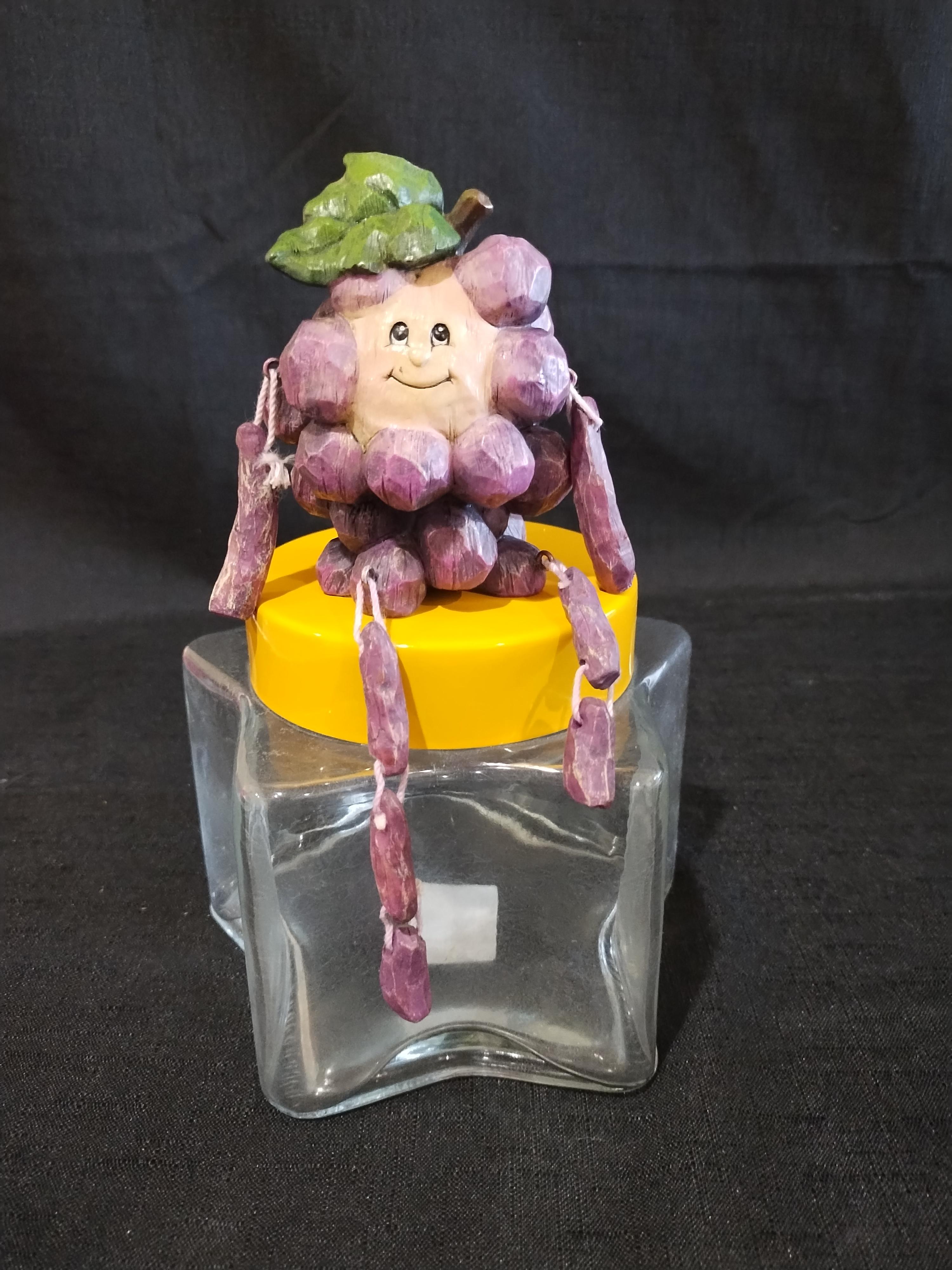 Vintage Bunch Of Grapes Fruit Anthropomorphic Shelf Sitter Jointed ...