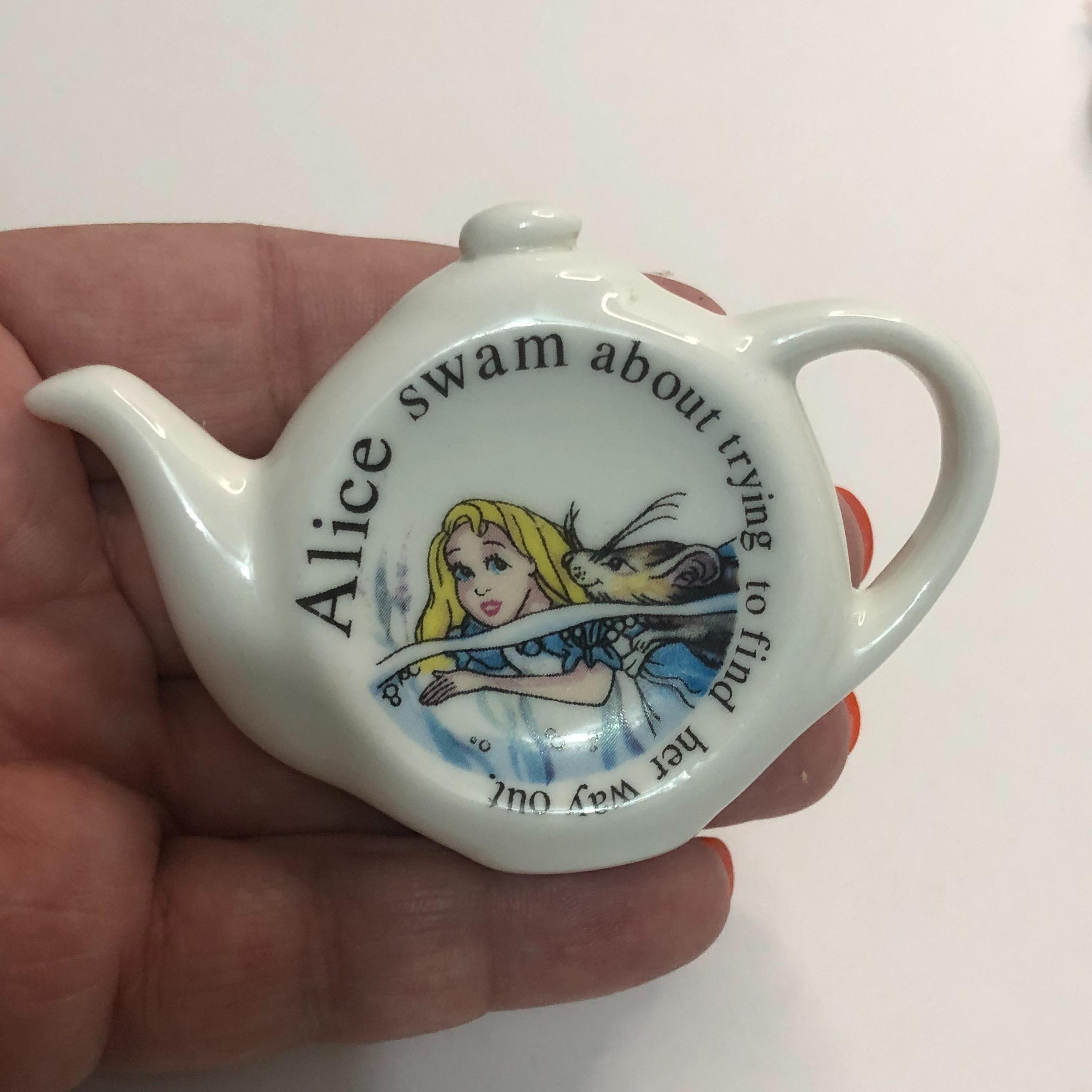 2 Alice in Wonderland Paul Cardew Tea Bag Rests Holders