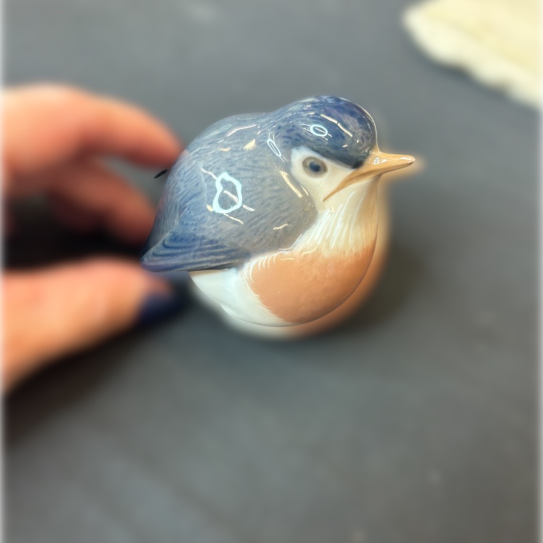 Royal Copenhagen Denmark Robin Bird Decor Great Condition