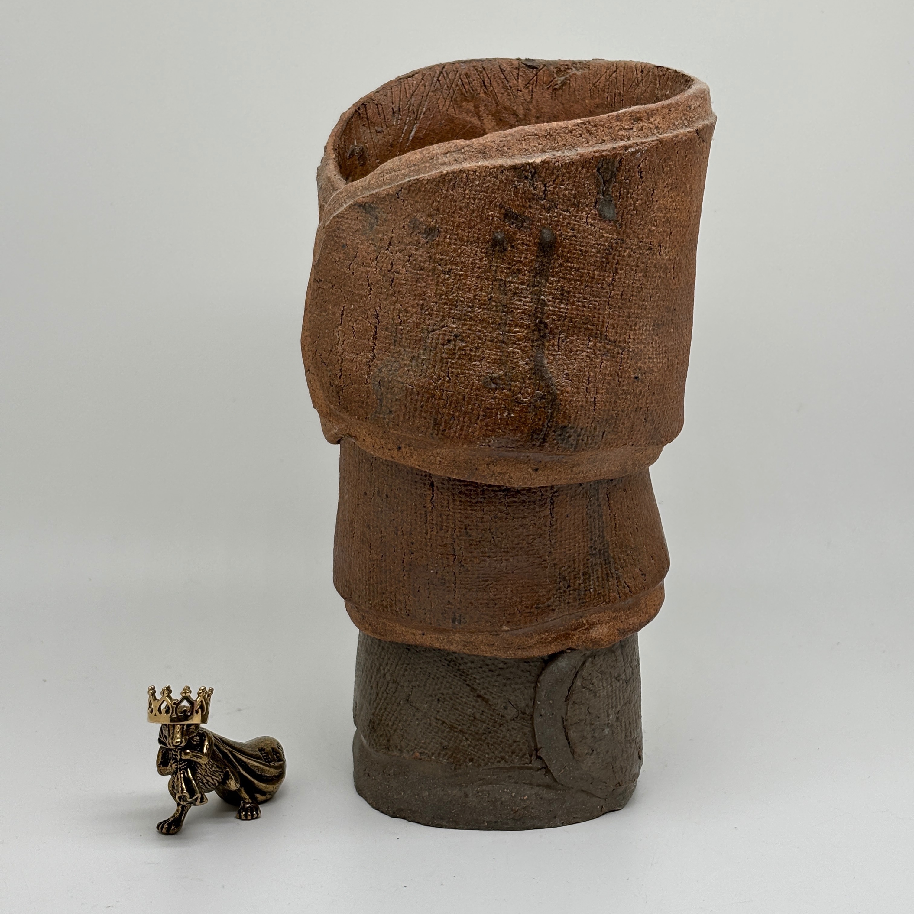 POTTER FELICIA BUSH Dark Clay Glazed Textured Slab Wrap Construction 8 ...