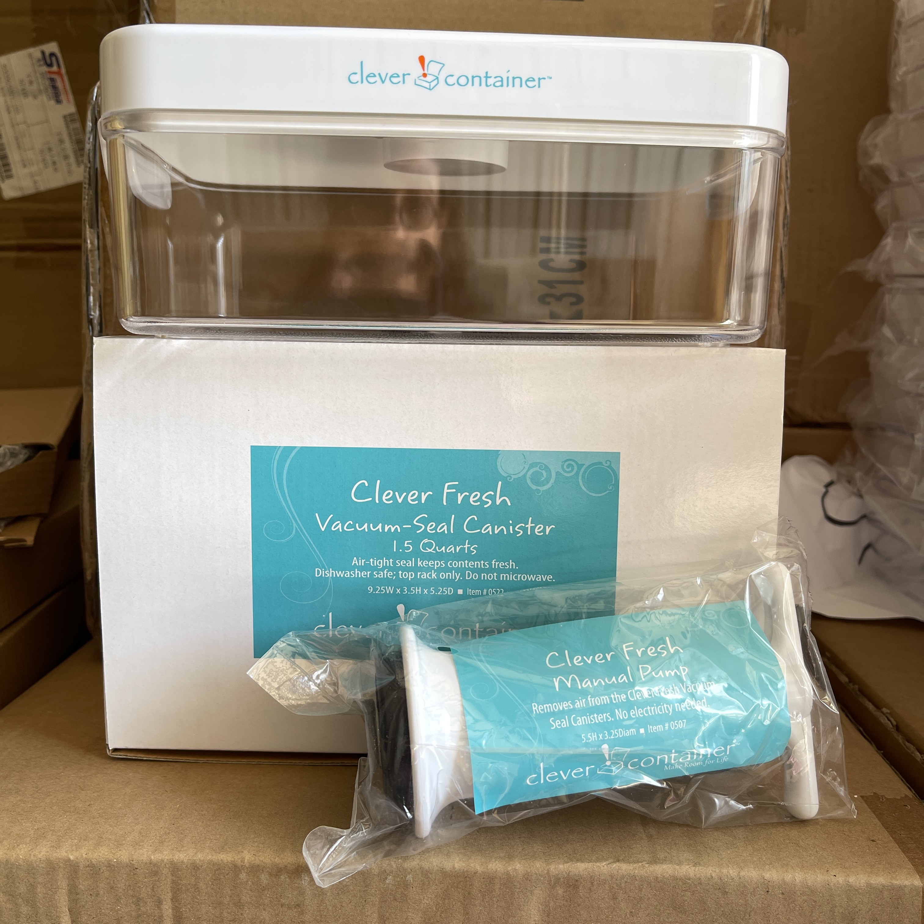 Clever Container Vacuum Seal Canister 1.5 Quarts w/ Manual Pump ...