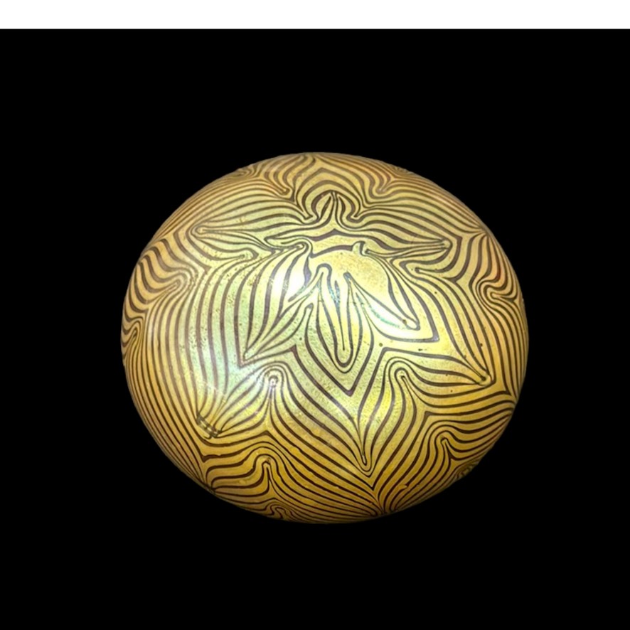 Zephyr Studios 1978 Feathered Paperweight A Little Glow Awesome Piece 🤩