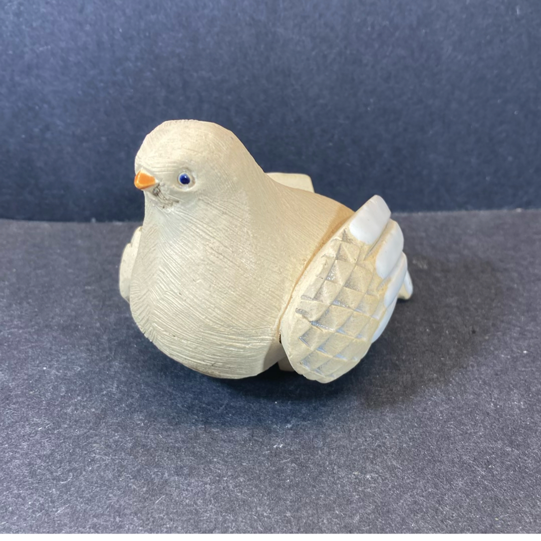 Artesania Rinconada Uruguay Dove Figurine