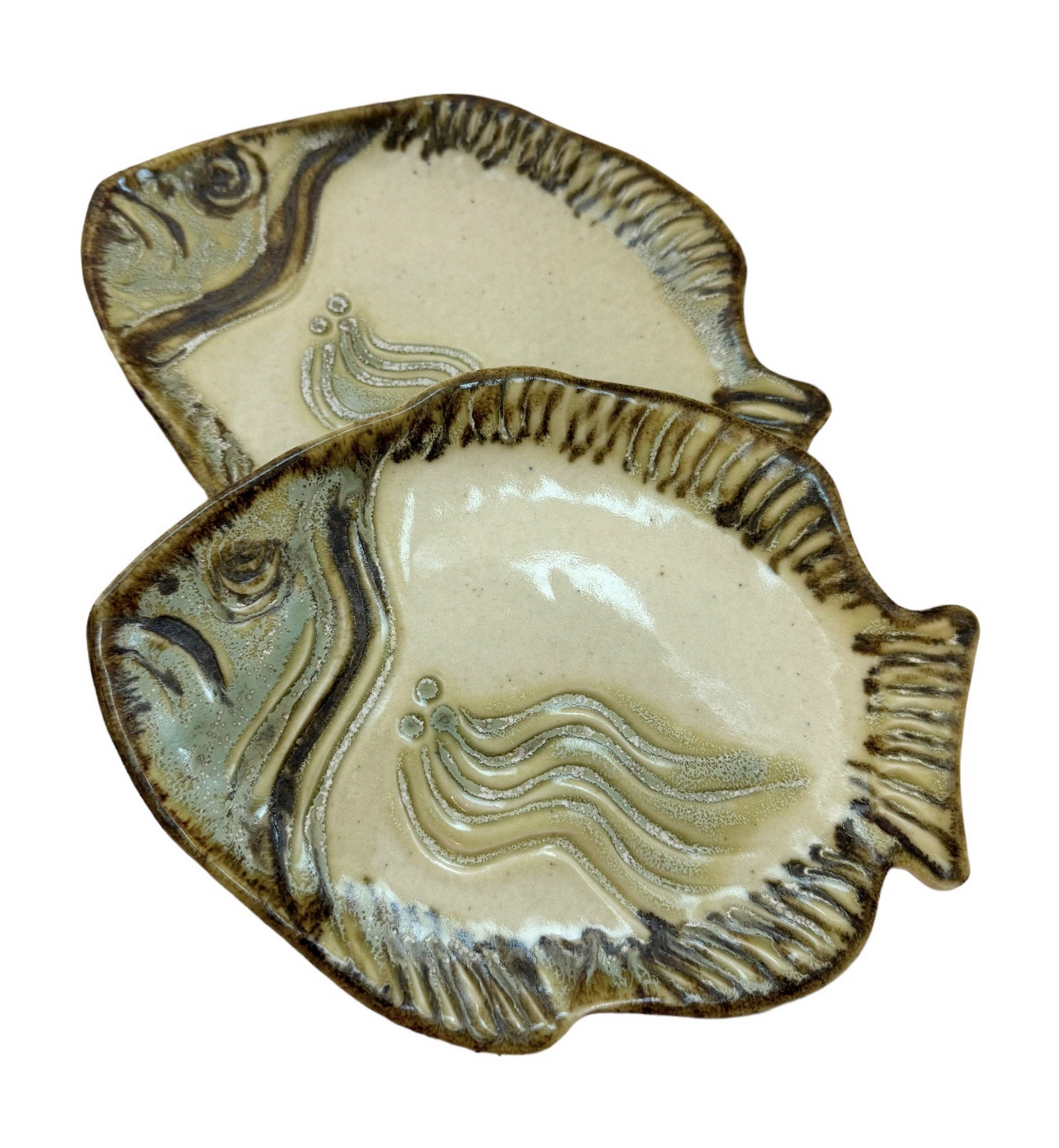 2 Art pottery Ceramic fish plates