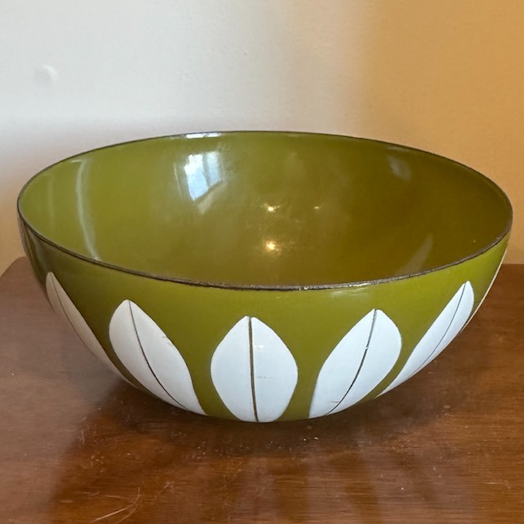 Cathrineholm Avocado Lotus Bowl
