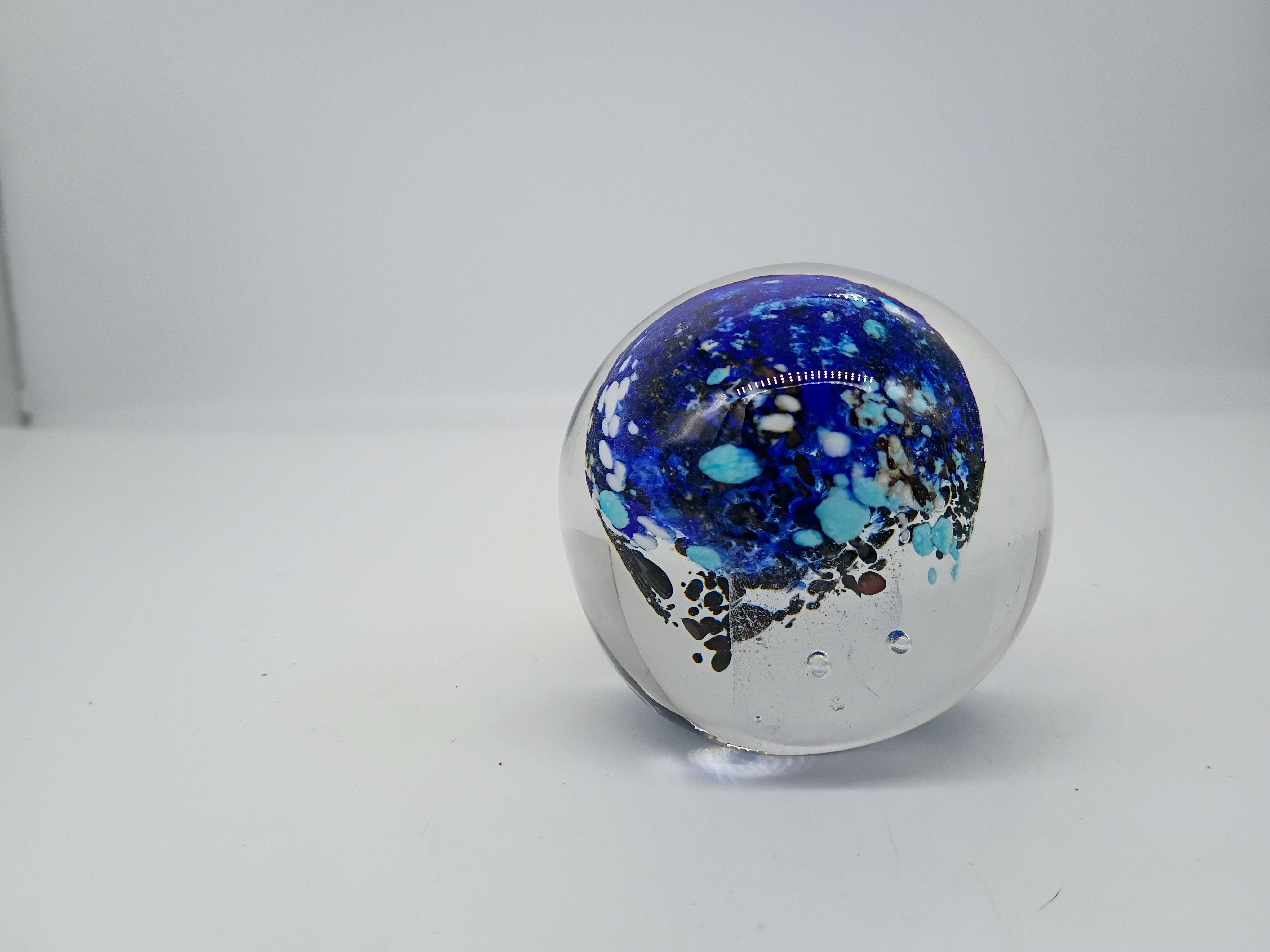 Art Glass Paperweight R. Butler 1994 Mottled Blues with Iridescent Aura 3"