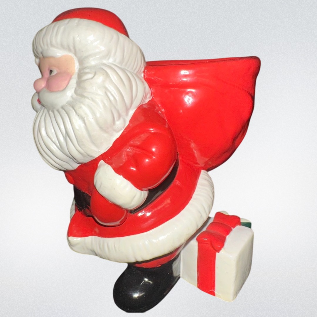 Vintage Avon Santa Claus Candle Holder Ceramic 5 1/4”